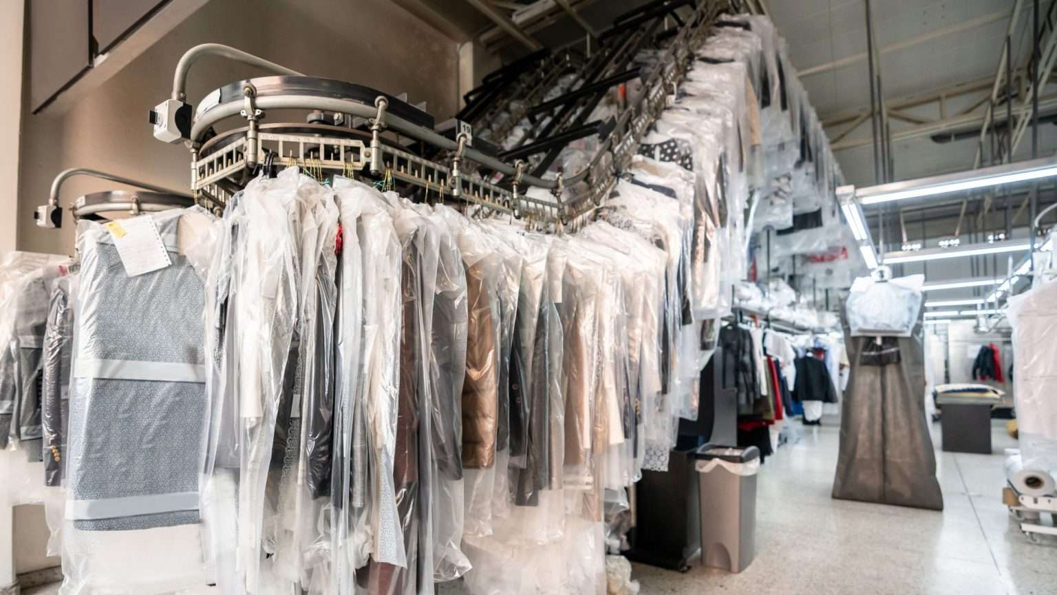 Factors To Consider Before Hiring Laundry Pickup Services