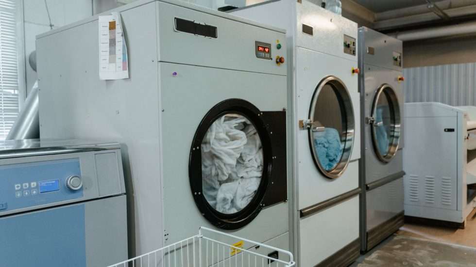 Stages of Laundry Process: Professional Laundry Services
